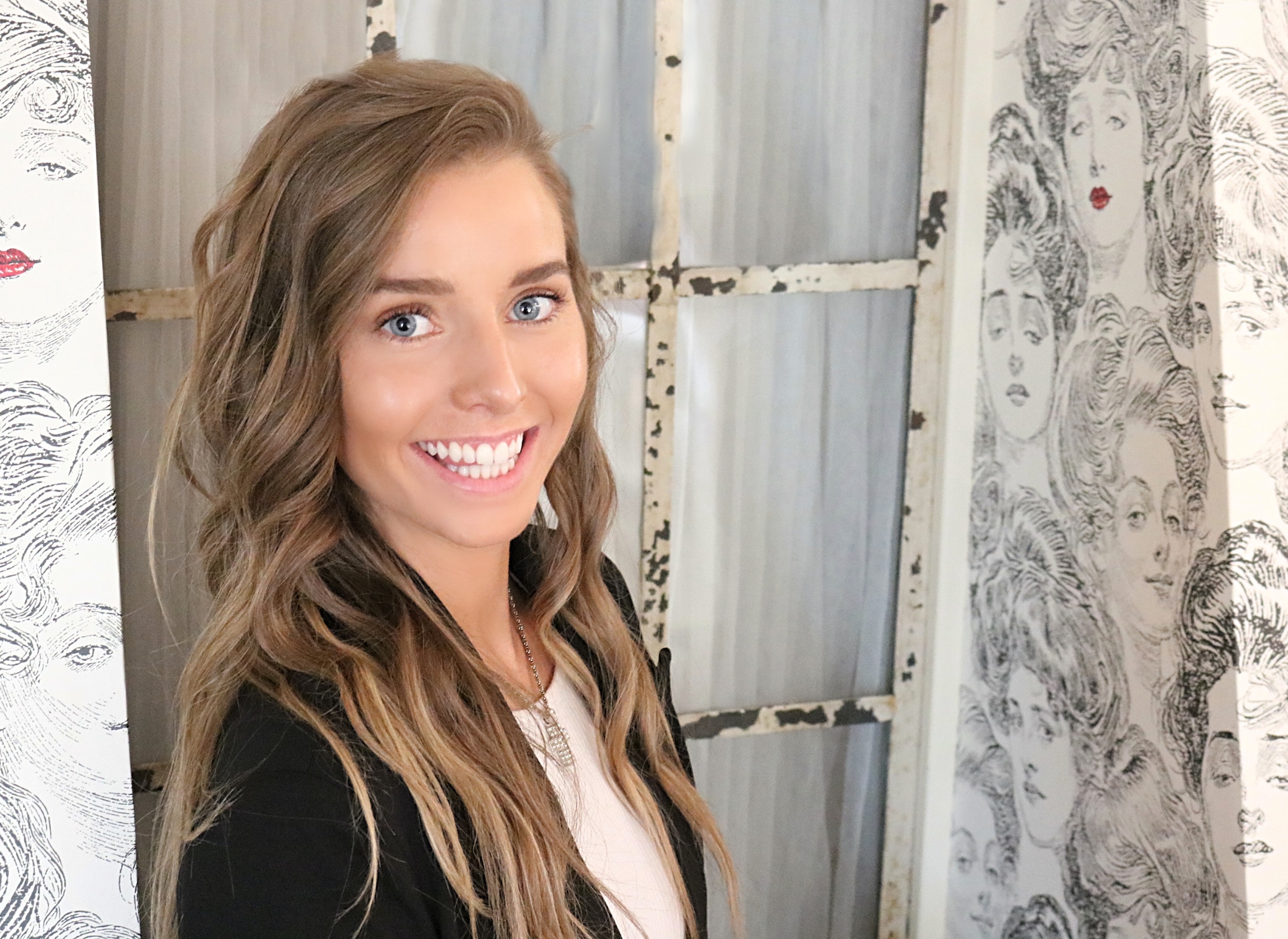 Emily’s NEW PICTURES! WHICH DO YOU LIKE BEST? – Welcome